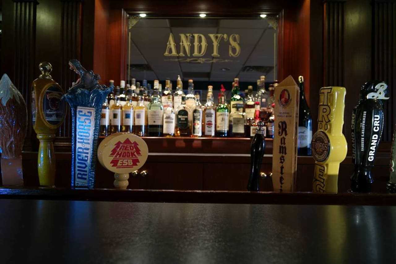 Andy's Corner Bar In Bogota Shoots For DVlicious Craft Beer Bar Win ...