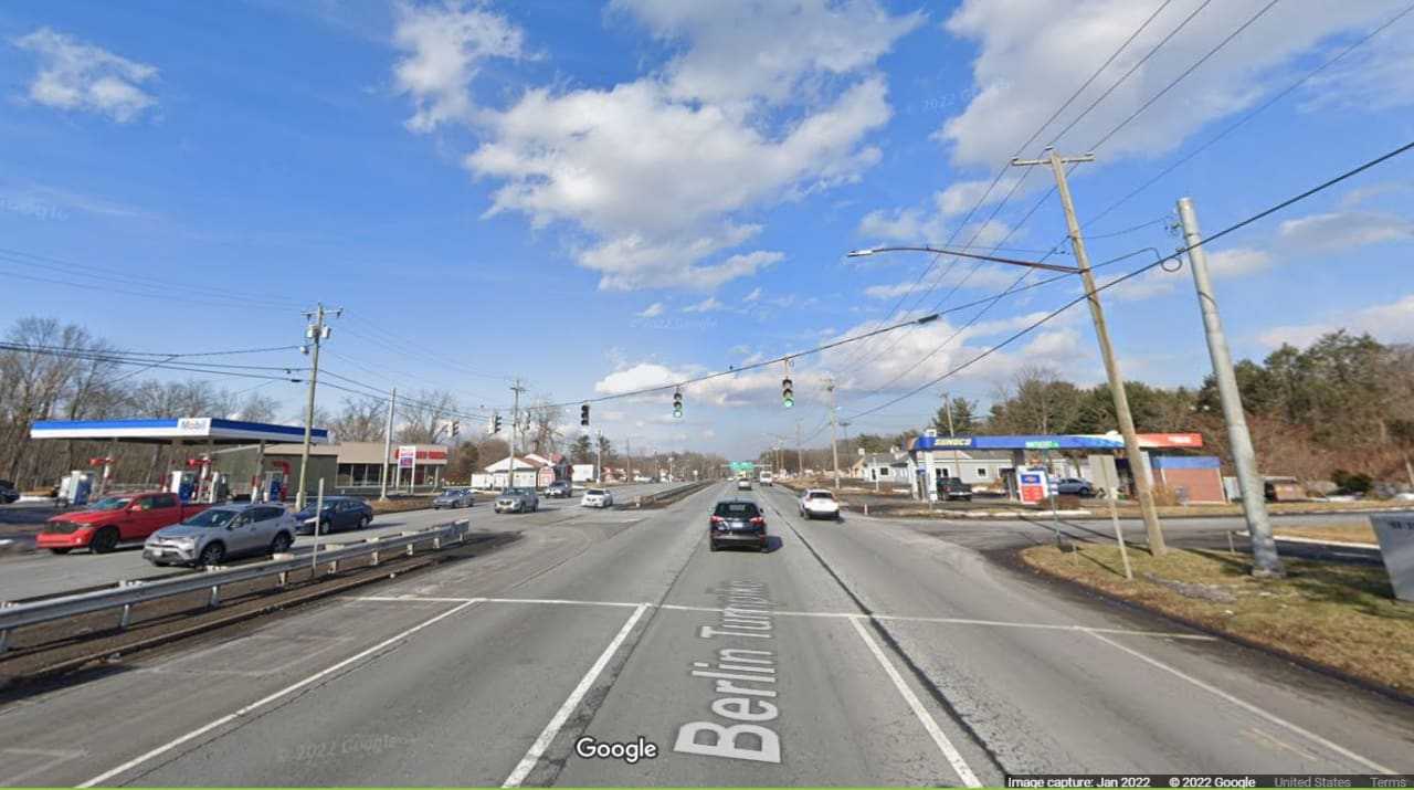 Female Pedestrian Dies After Being Struck By Vehicle In Wethersfield
