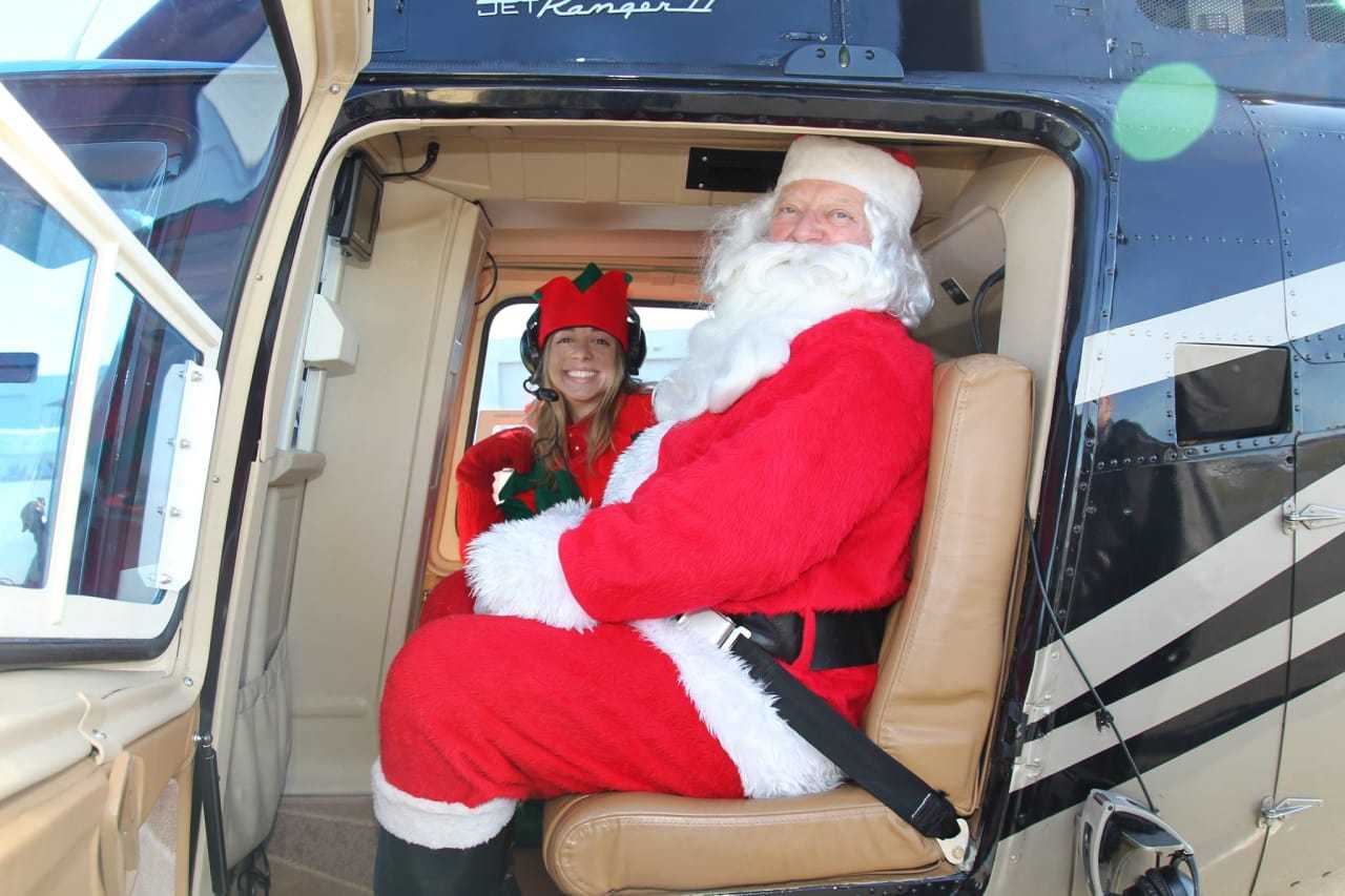 Santa Flies Into Teterboro Airport Via Helicopter To Greet Children ...