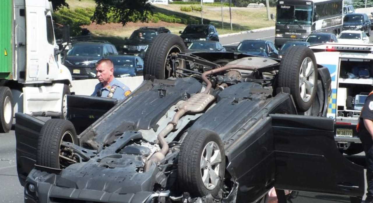 Route 17 Crash: SUV Overturns In 3-Vehicle Crash Involving UPS Truck | Ridgewood Daily Voice