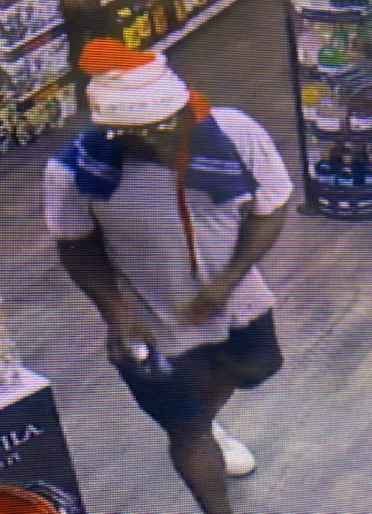 Know Him Police Asking For Help Identifying Man Who Broke Into