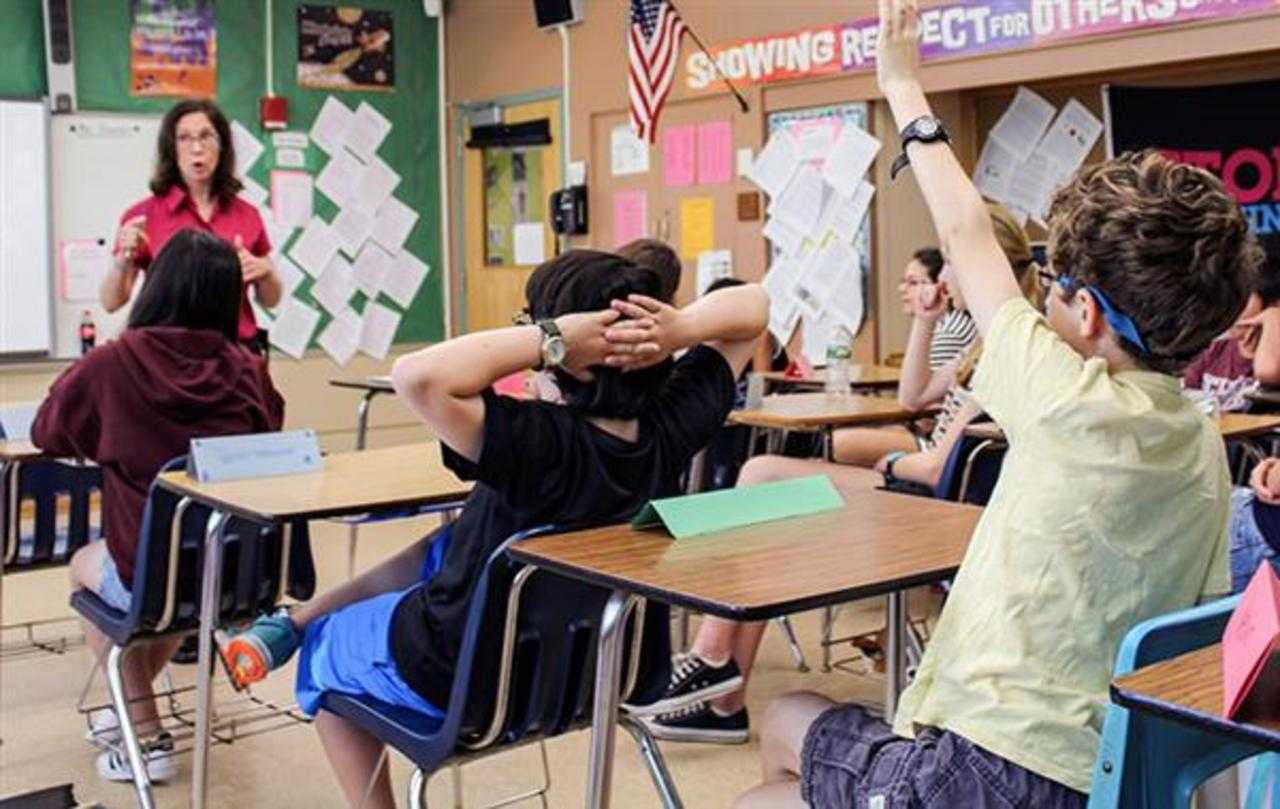 Scarsdale Police Warn Middle School Students Of Cyber Predators ...