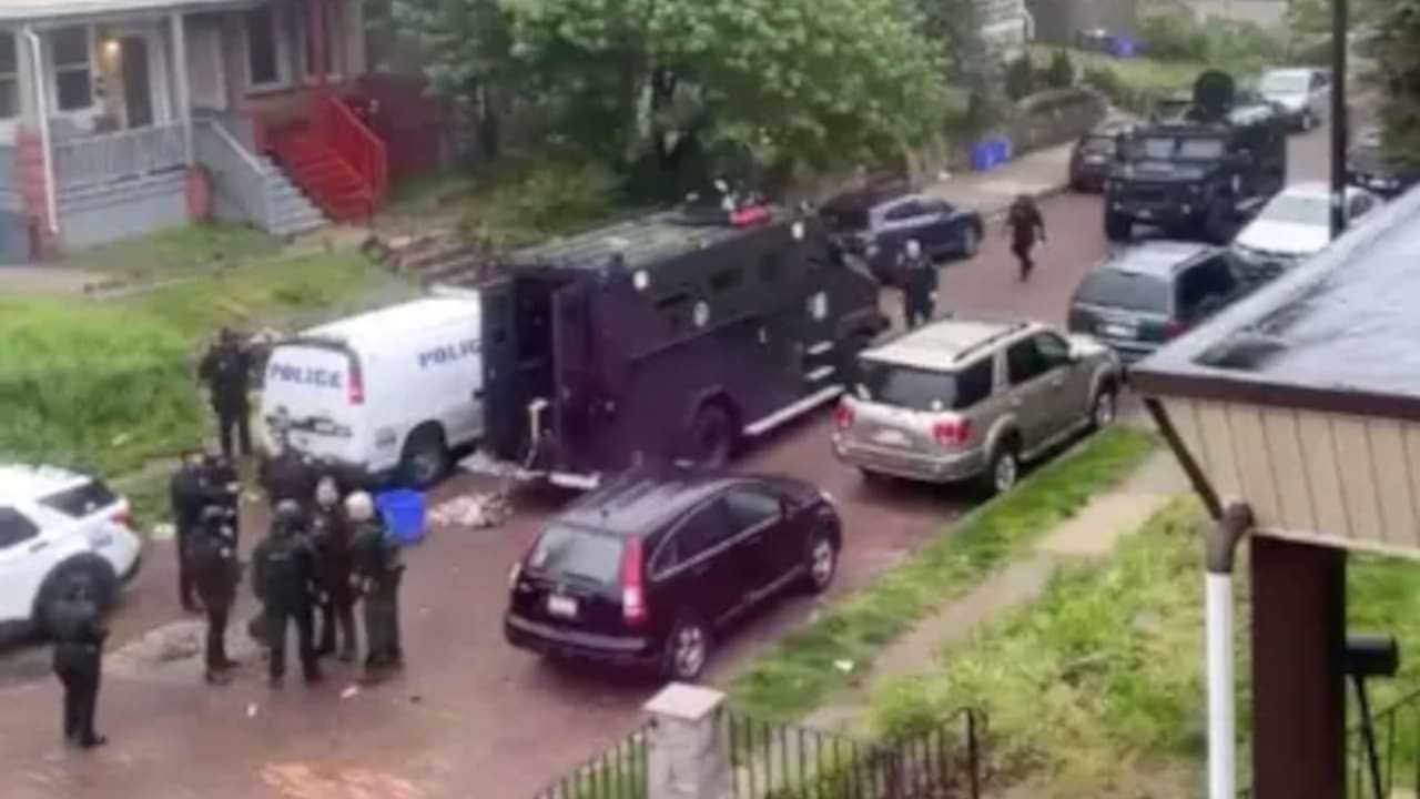 Suspect Idd In 14 Hour Philly Standoff That Ended With Gunfight