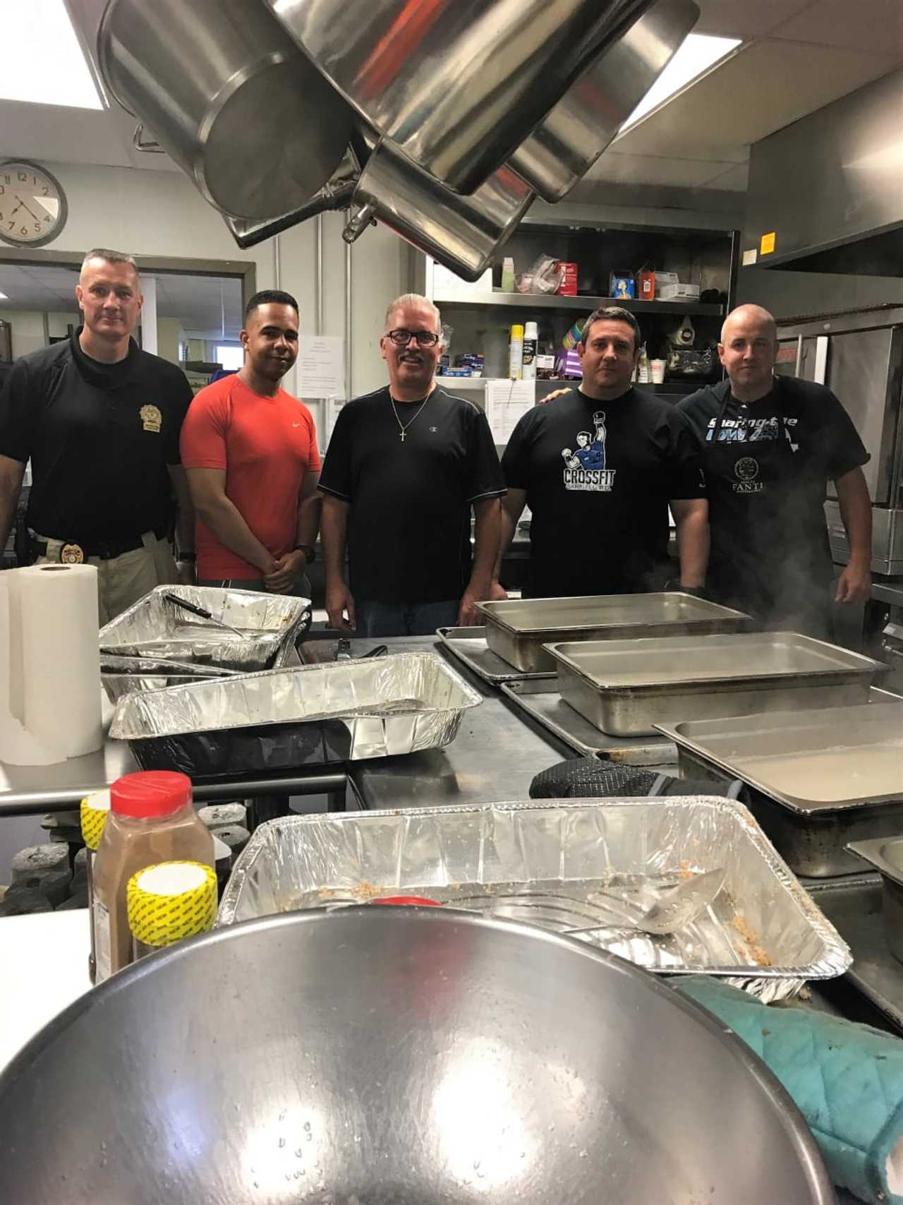 Garfield Police Help Feed Homeless | Garfield-Lodi Daily Voice