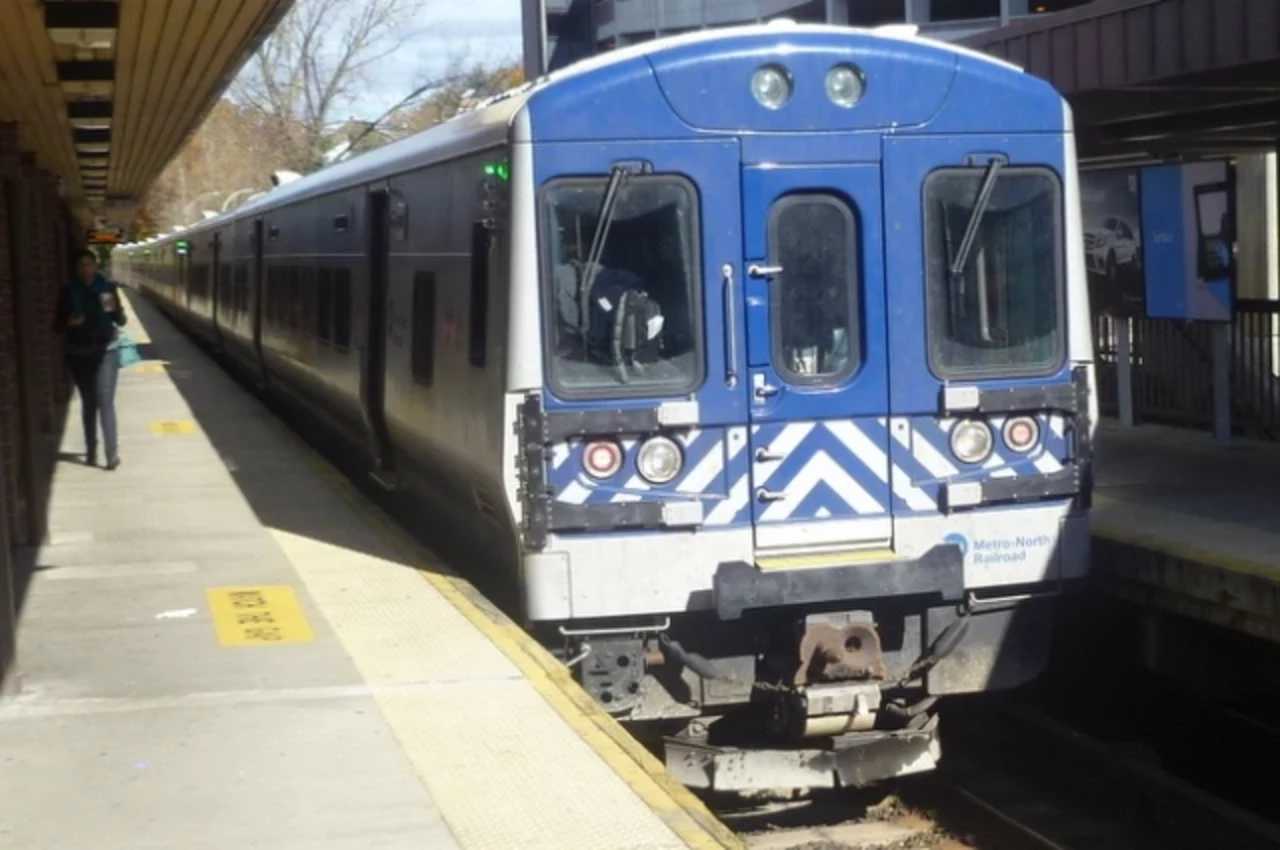Man Dies After Climbing On Top Of New Haven-Bound Metro-North Train ...